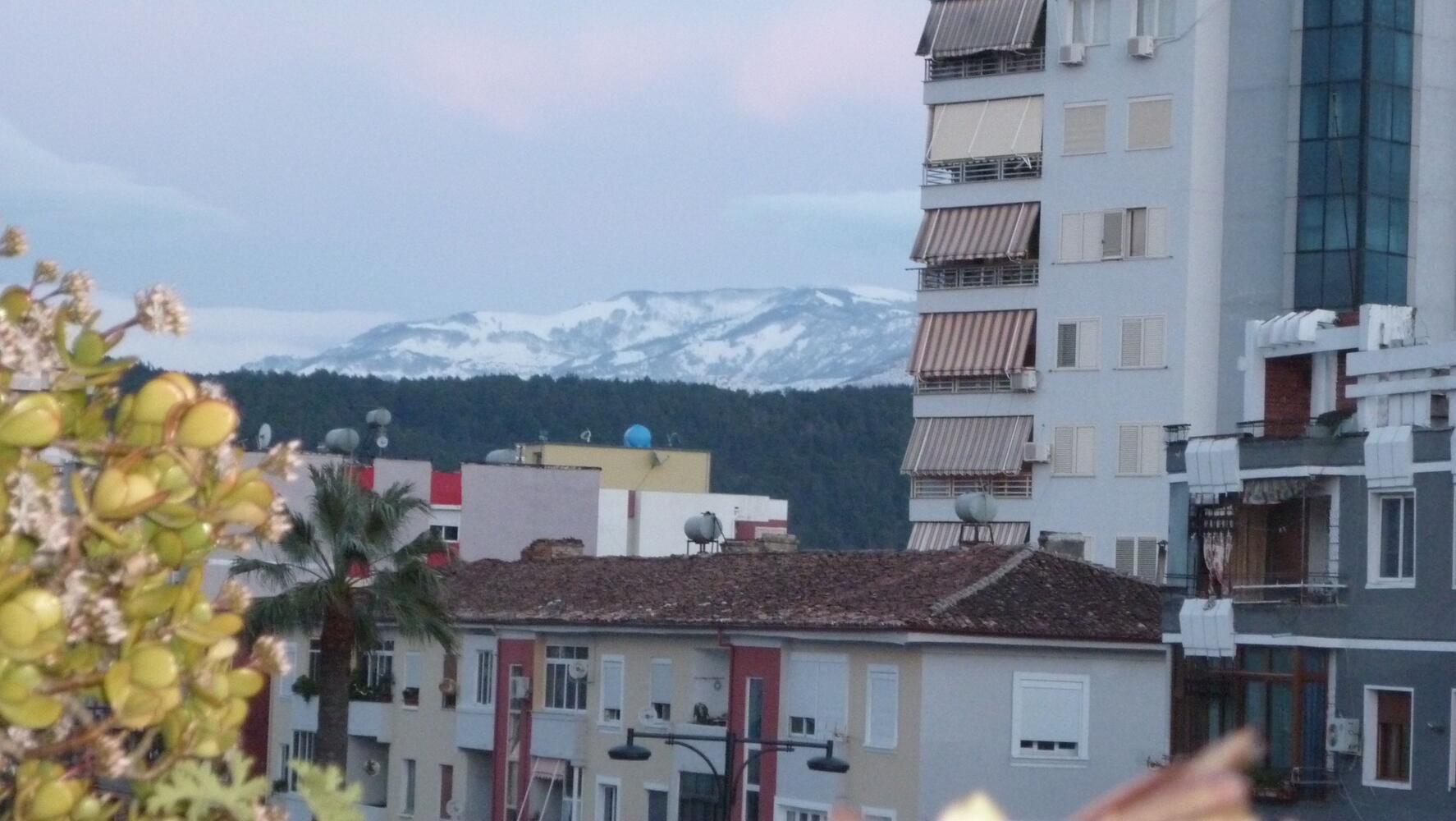 Diario d’Albania. Elbasan, l’antica Skampa degli Illiri • Nove da Firenze