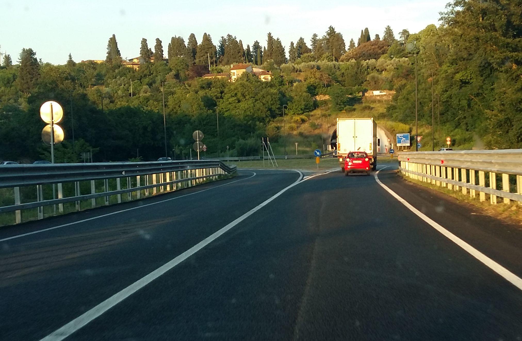 Galluzzo: inaugurato il By-pass, tutti in coda | Cronaca Foto & Video
