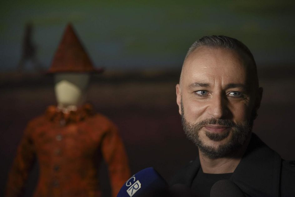 David di Donatello di Massimo Cantini Parrini al Museo del Tessuto ...