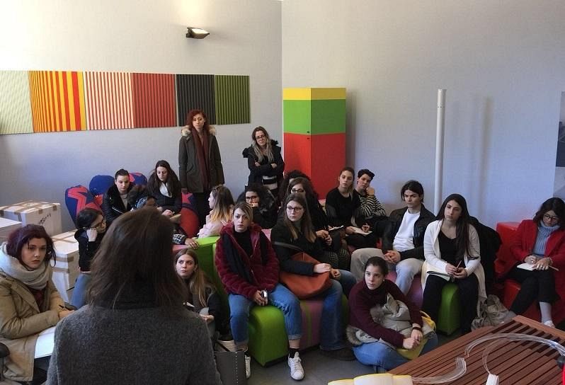 Design Radicale anni ’60: a LABA una sfida sugli oggetti cult • Nove da ...