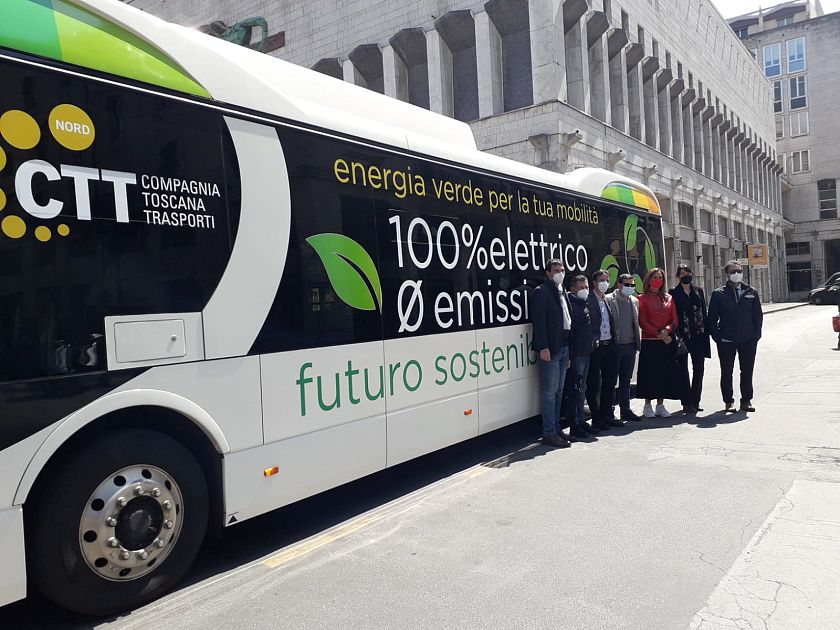 A Livorno un bus elettrico di 12 metri: è cinese • Nove da Firenze