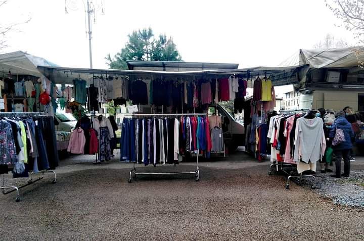 Campo di Marte: il mercato 'Fanti' sabato chiude entro le 13 • Nove da ... Campo di Marte: il mercato 'Fanti' sabato chiude entro le 13 • Nove da ...