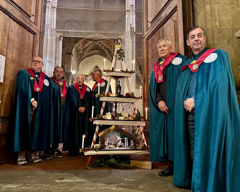 Riacceso il Ceppo tradizionale di Firenze • Nove da Firenze