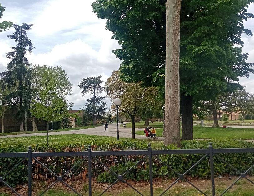 Fortezza Maxi Rissa A Colpi Di Mazze Spranghe E Coltelli • Nove Da