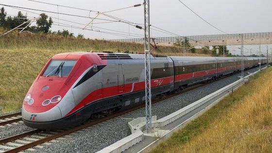 La chiusura ferroviaria dal 6 al 9 luglio tra Arezzo e Firenze • Nove ...