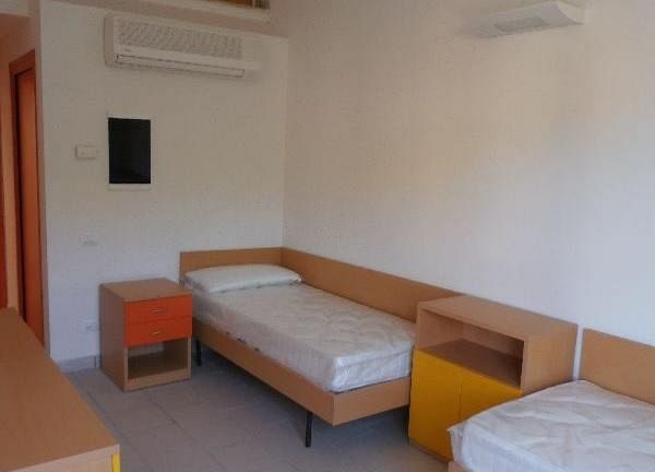 Docce nel parcheggio: il diritto allo studio a Firenze • Nove da Firenze