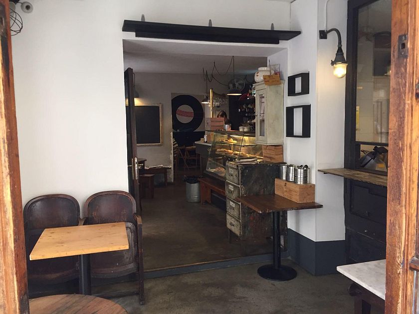 Nuova apertura per il Caffè Notte, storico locale di Santo Spirito ...