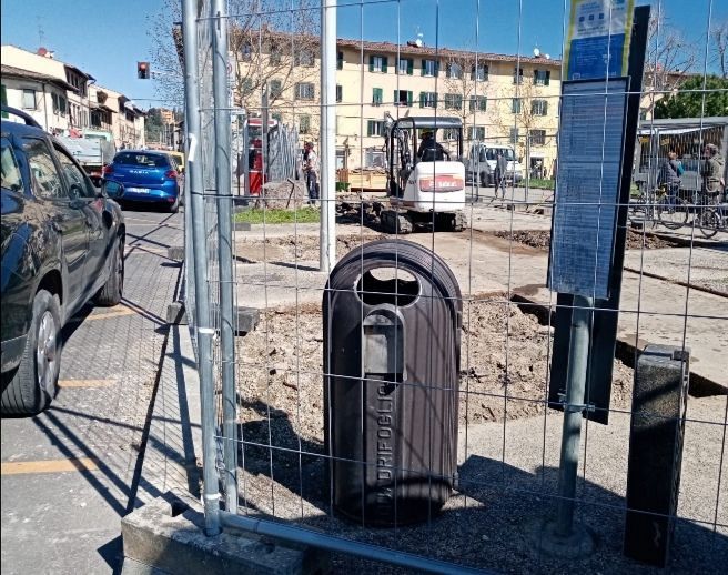 Galluzzo, si allungano i lavori in piazza Acciaioli • Nove da Firenze