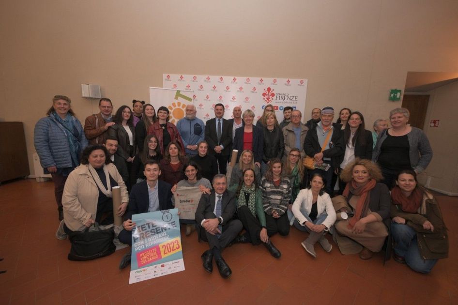 Firenze: 98 mila euro per i giovani volontari del Terzo settore • Nove ... Firenze: 98 mila euro per i giovani volontari del Terzo settore • Nove ...